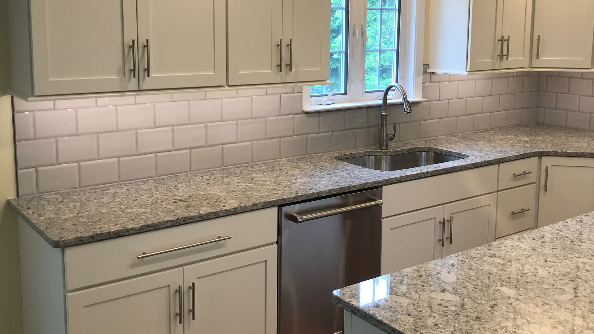 What Are the Countertop Trends in 2024? | Allura Bath and Kitchen